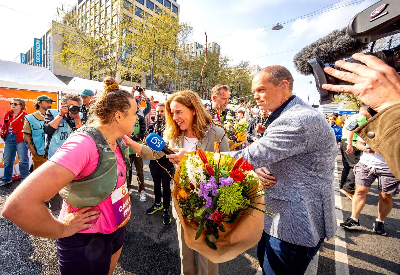 Volg de aanloop naar de NN Marathon Rotterdam via Rijnmond - Oozo.nl
